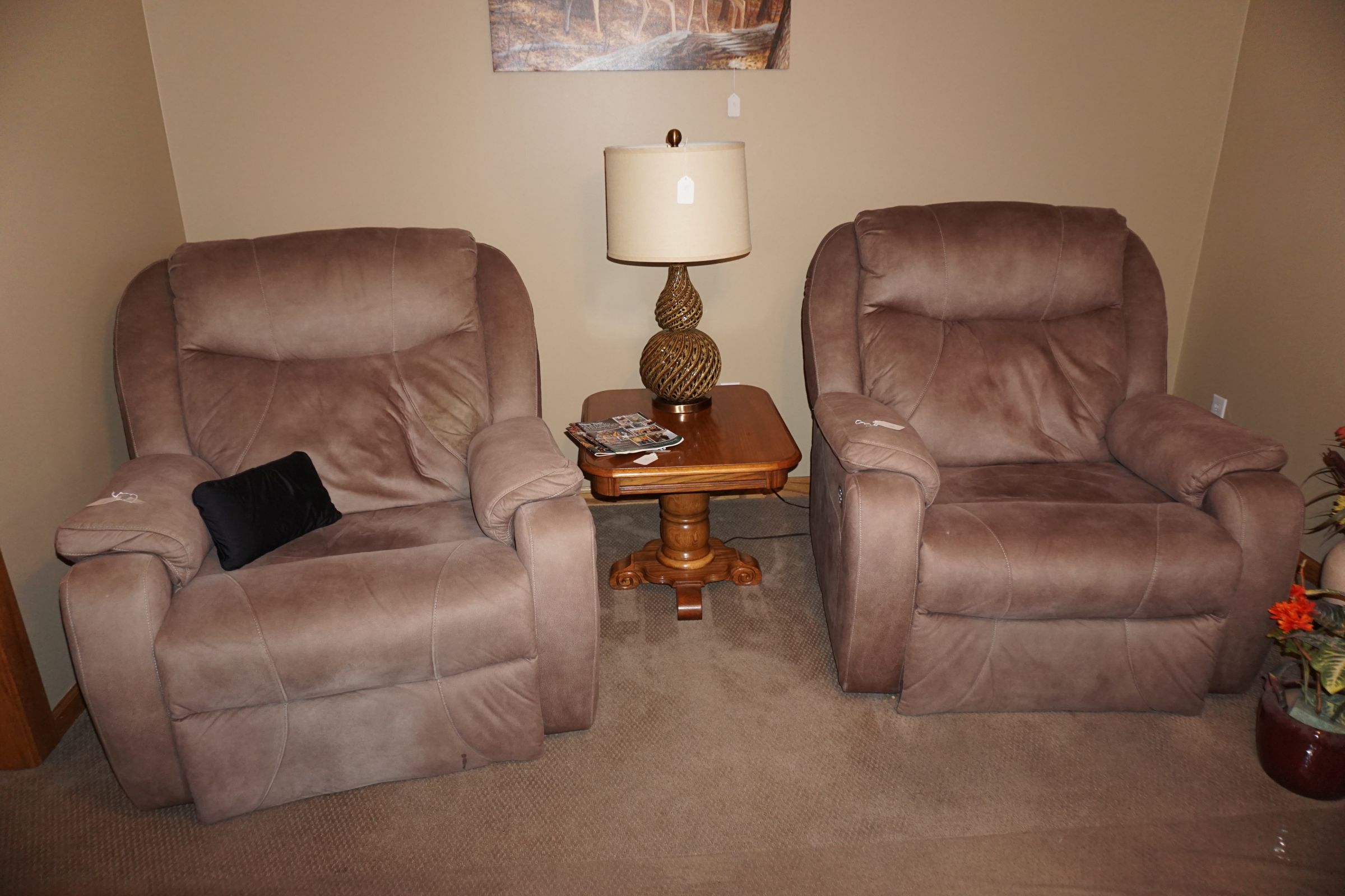 BOW HUNTING, ICE FISHING, DEER TAXIDERMY, QUALITY FURNITURE ESTATE SALE ...